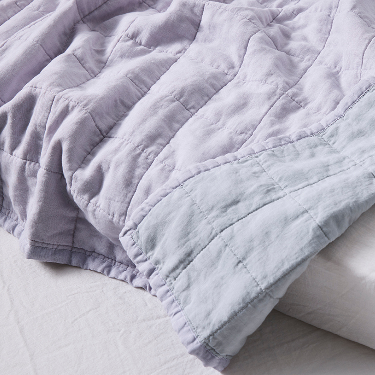 100% Linen Two Tone Quilted Bed Cover in Lilac & Mist – IN BED Store