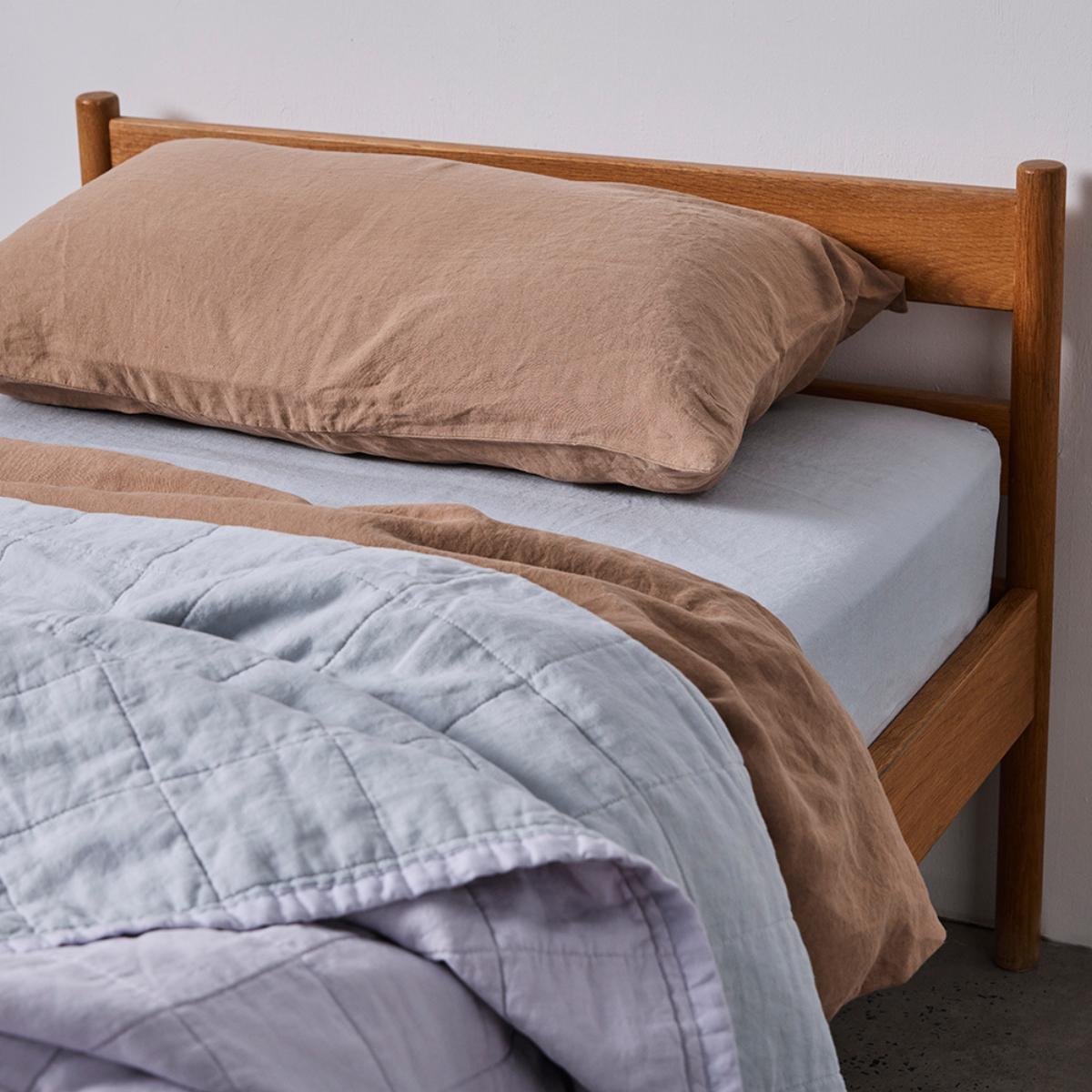 100% Linen Two Tone Quilted Bed Cover in Lilac & Mist – IN BED Store
