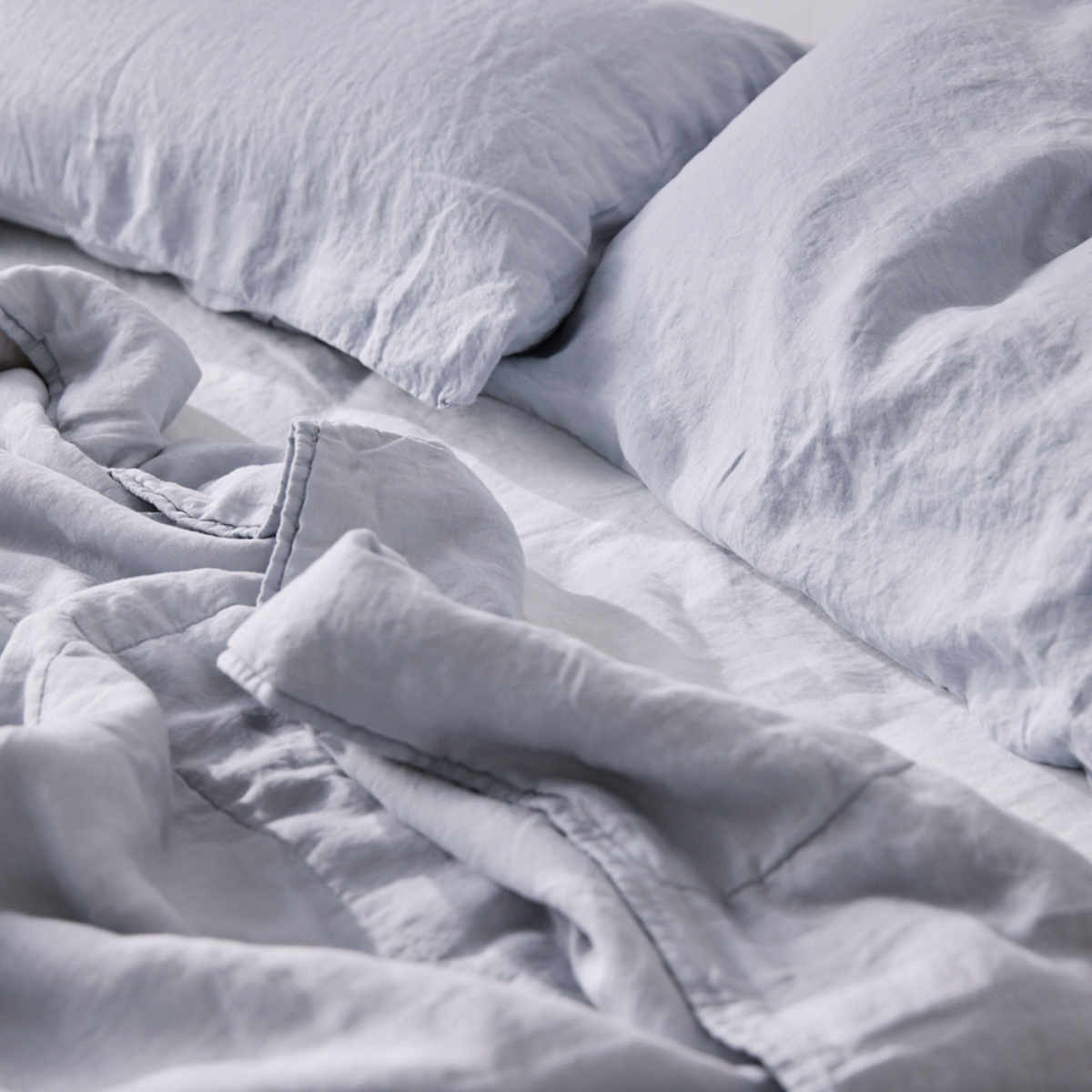 100% Linen Quilted Bed Cover in Mist – IN BED Store