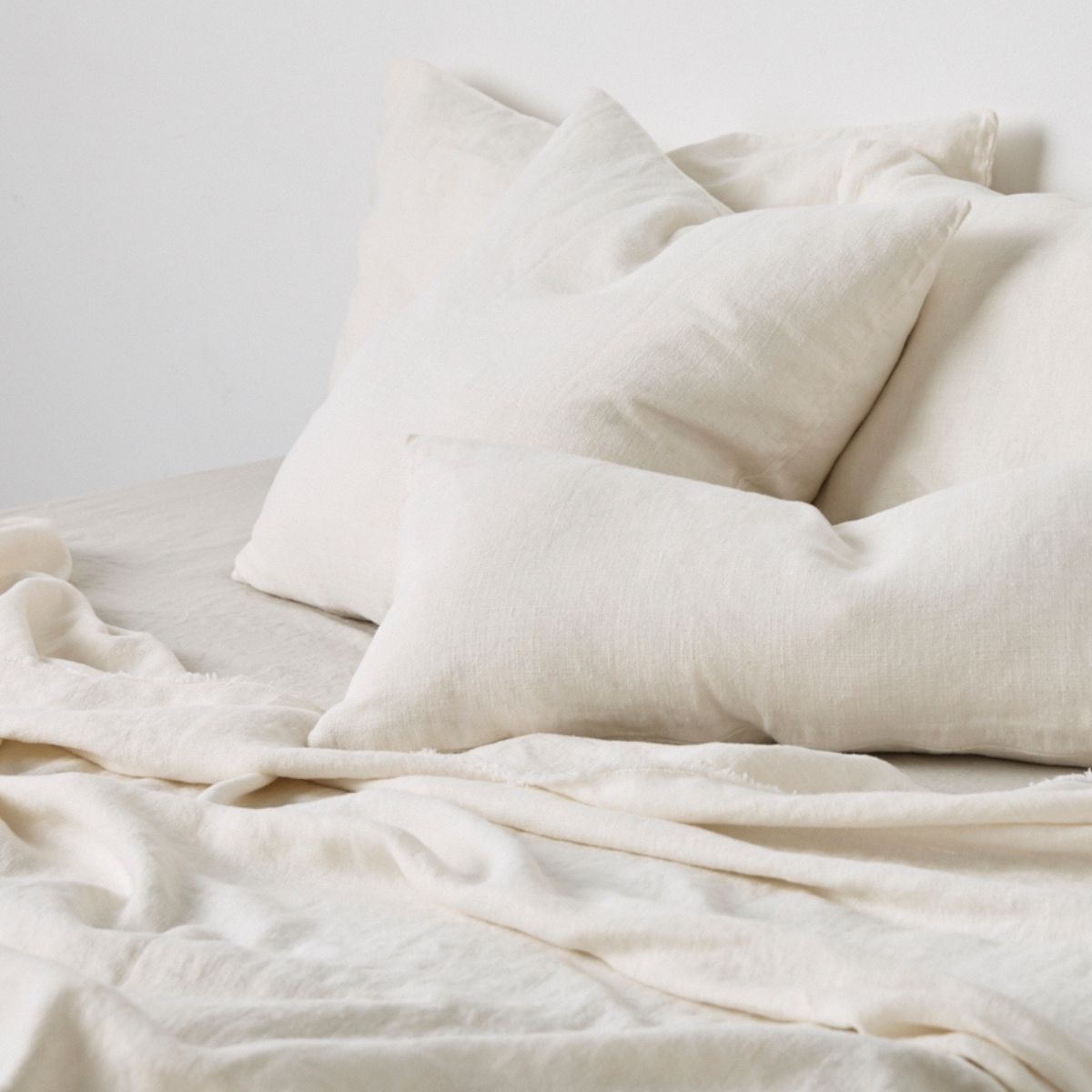Heavy Linen Bed Cover in White – IN BED Store